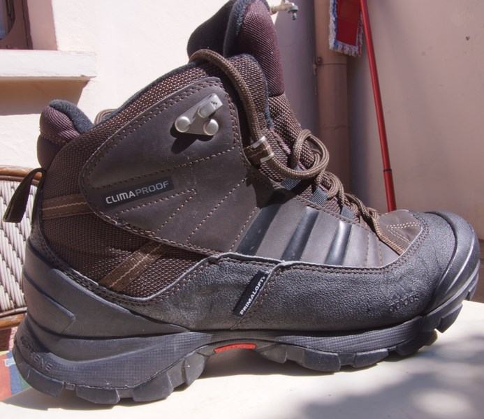 planinarske gojzerice adidas br.44