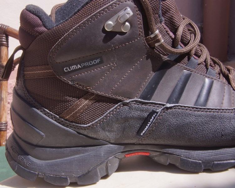 planinarske gojzerice adidas br.44