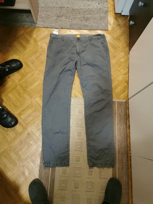 Hugo boss hlače