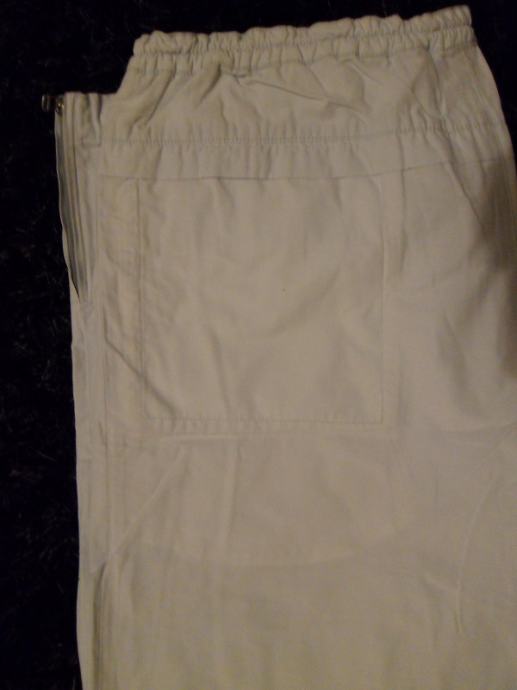 HUGO BOSS muske hlace