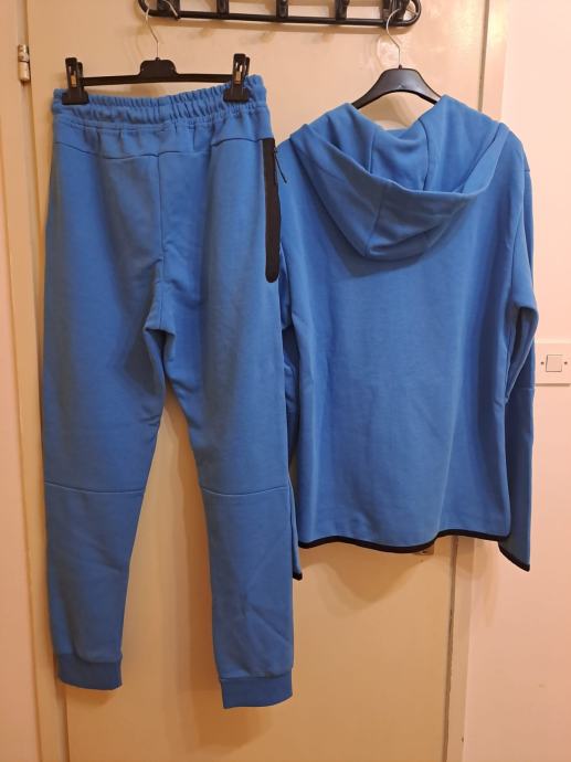 PLAVI TECH FLEECE TUTA VELICINA M I L