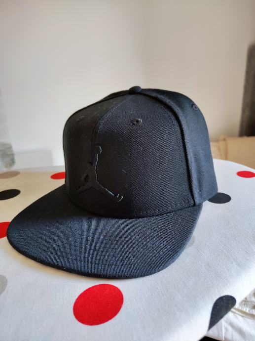 Air Jordan kapa, novo