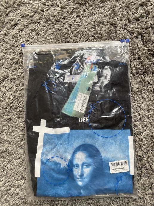 Off white Mona Lisa