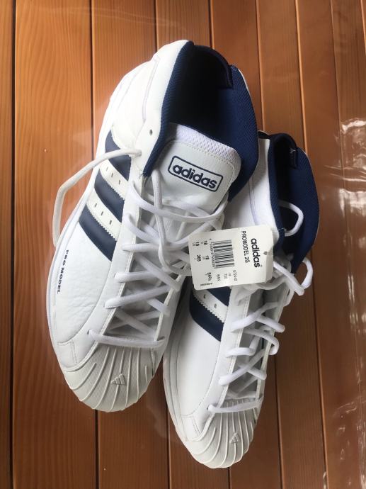 Adidas tenesice xxl veliki brojevi-nikad nošene.