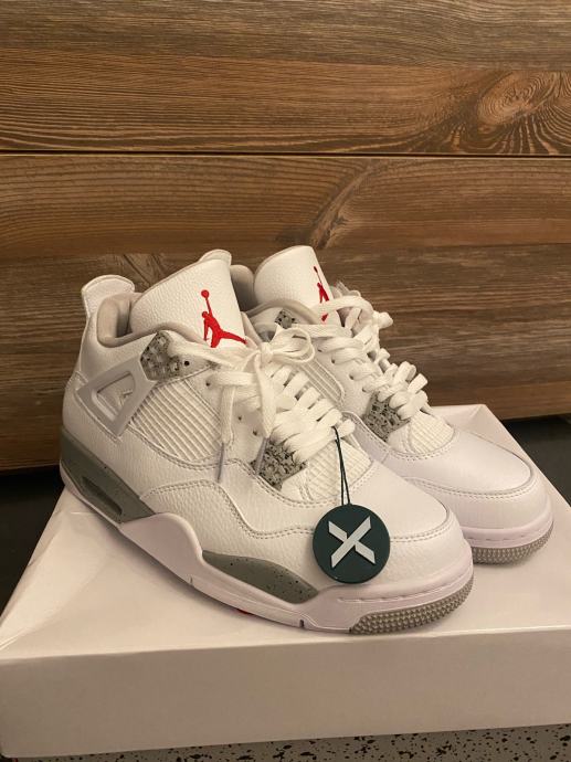 Air Jordan 4 Oreo White