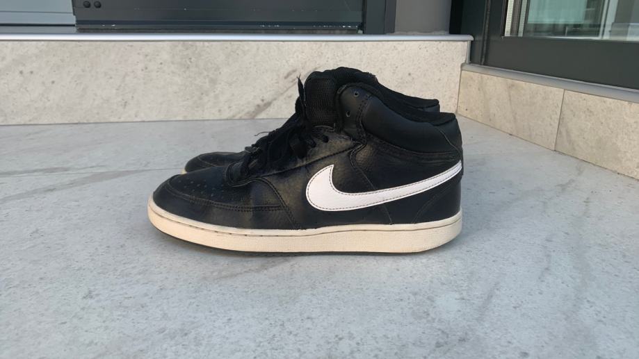 Crne visoke patike nike
