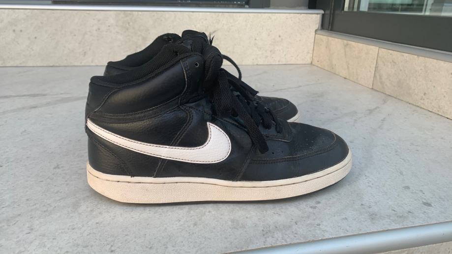 Crne visoke patike nike