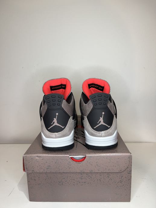 Jordan 4 Taupe Haze