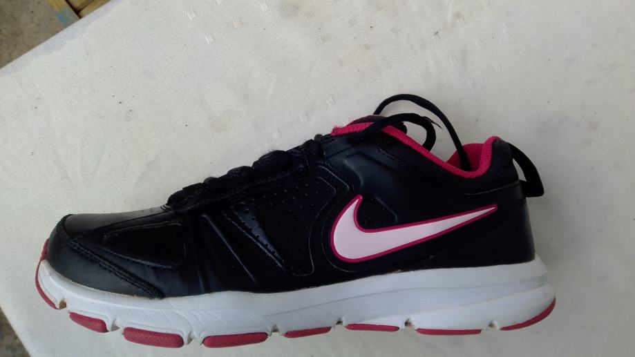 Nike T Lite XI lake tenisice broj 40