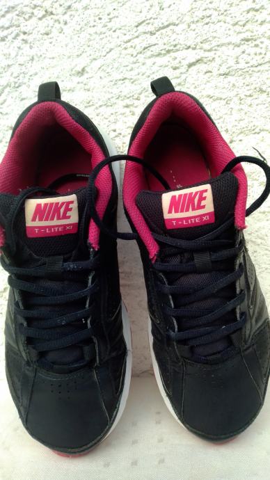 Nike T Lite XI lake tenisice broj 40