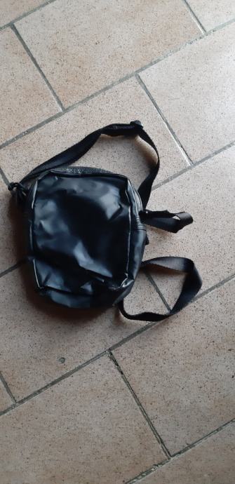 Diesel original muška torbica, moderno