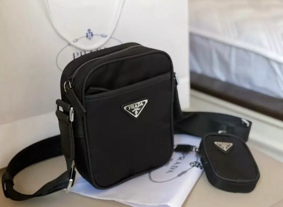 Prada torbica