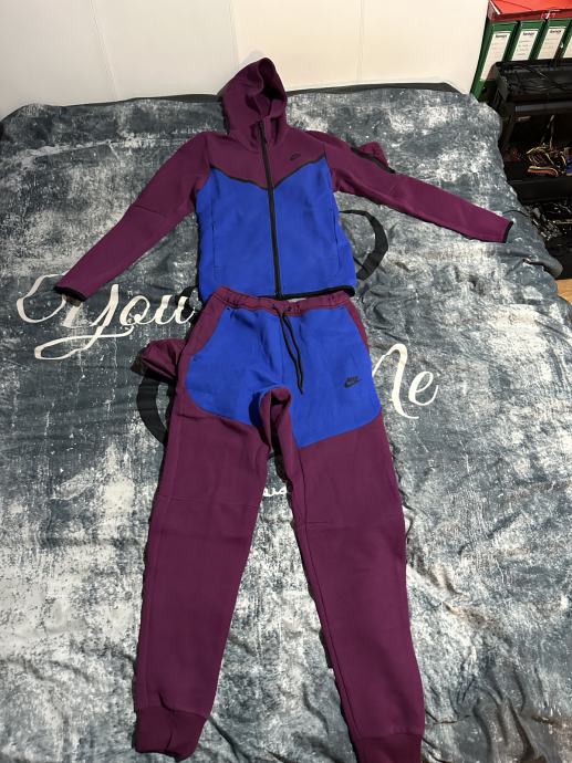 Nike Tech Fleece Purple Blue vel S