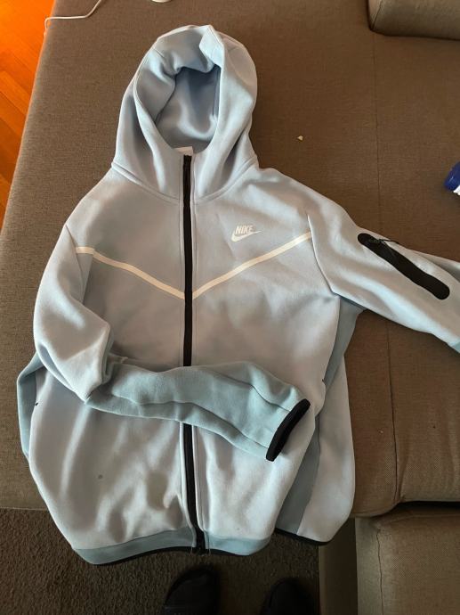 Nike tech fleece royal blue