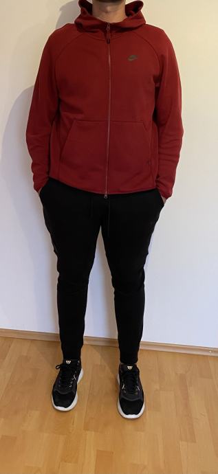 POPUSTNike Tech Fleece XL gornji dio