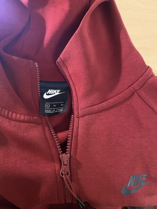 POPUSTNike Tech Fleece XL gornji dio
