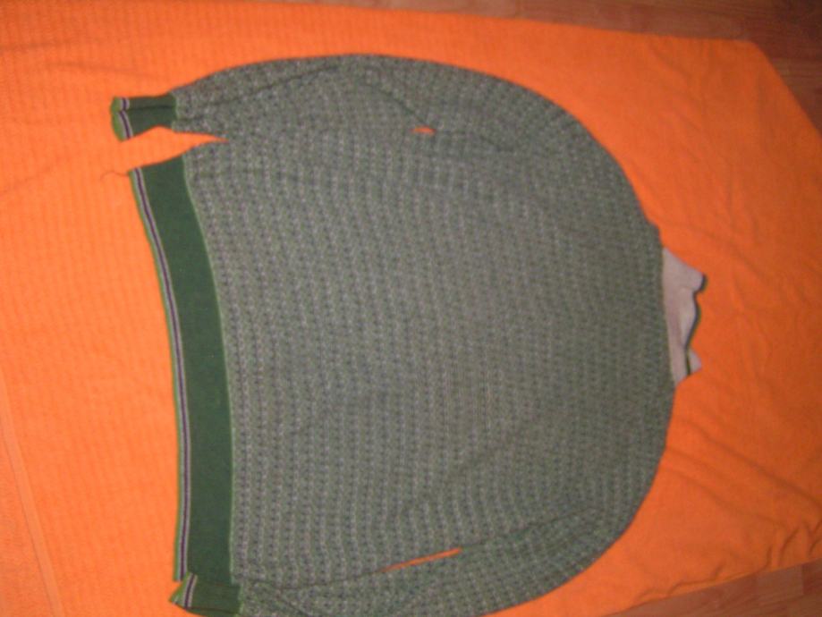 HUGO BOSS muški pulover vel.x XL