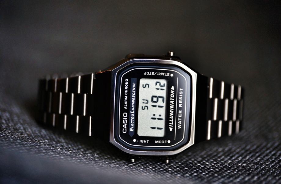Casio A168W gunmetal (A168WEGG-1AEF)