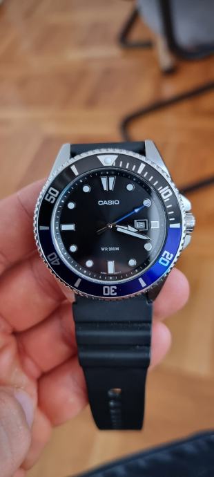 Casio Duro Batman MDV-107-1A2VEF