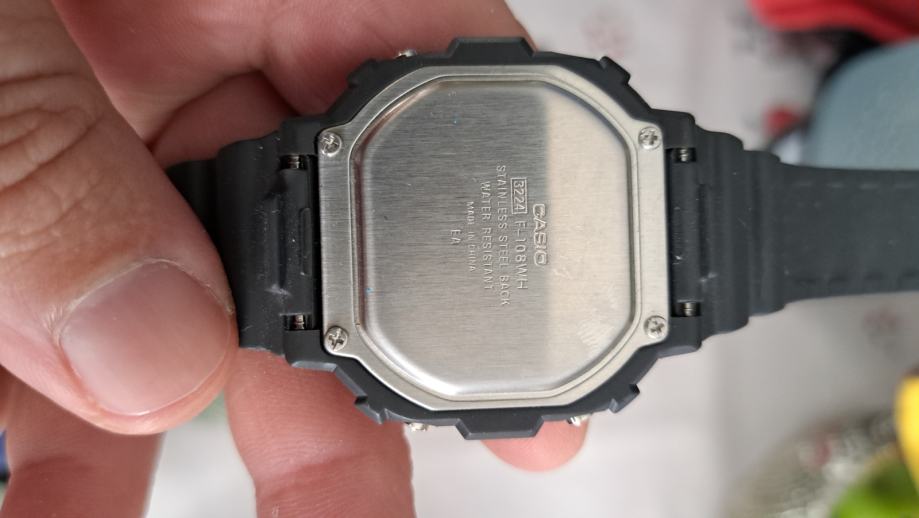 Casio F-108WH