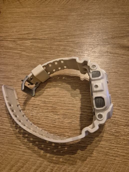 Casio g shock ga-110c