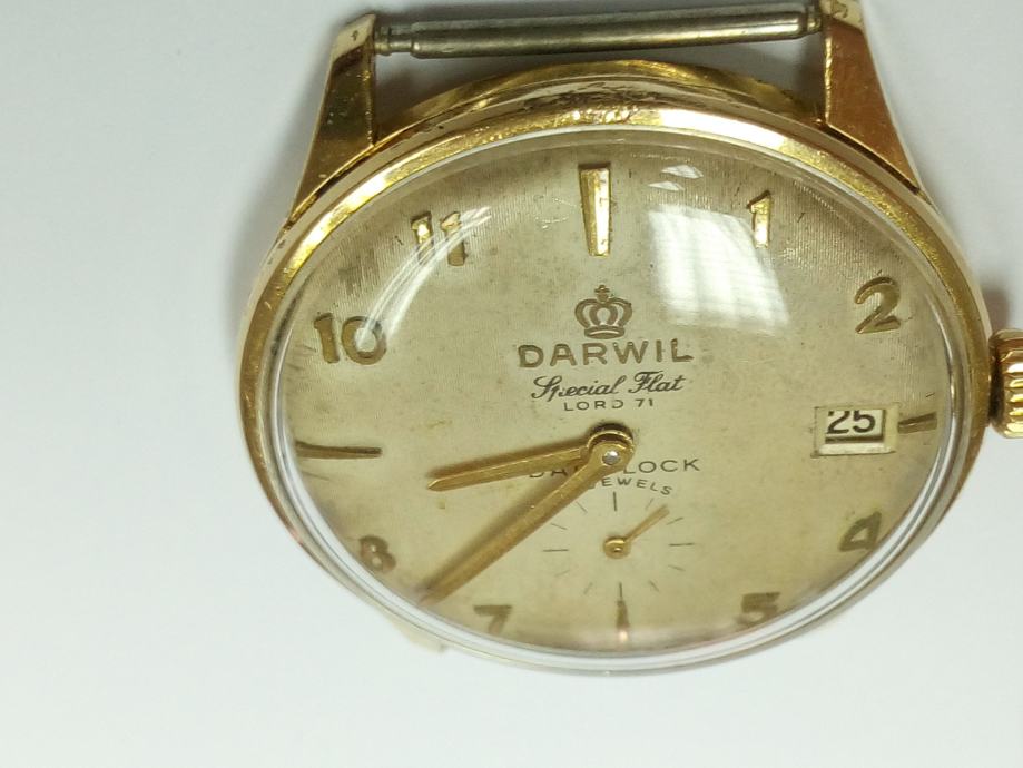 Ručni sat DARWIL S DATUMOM