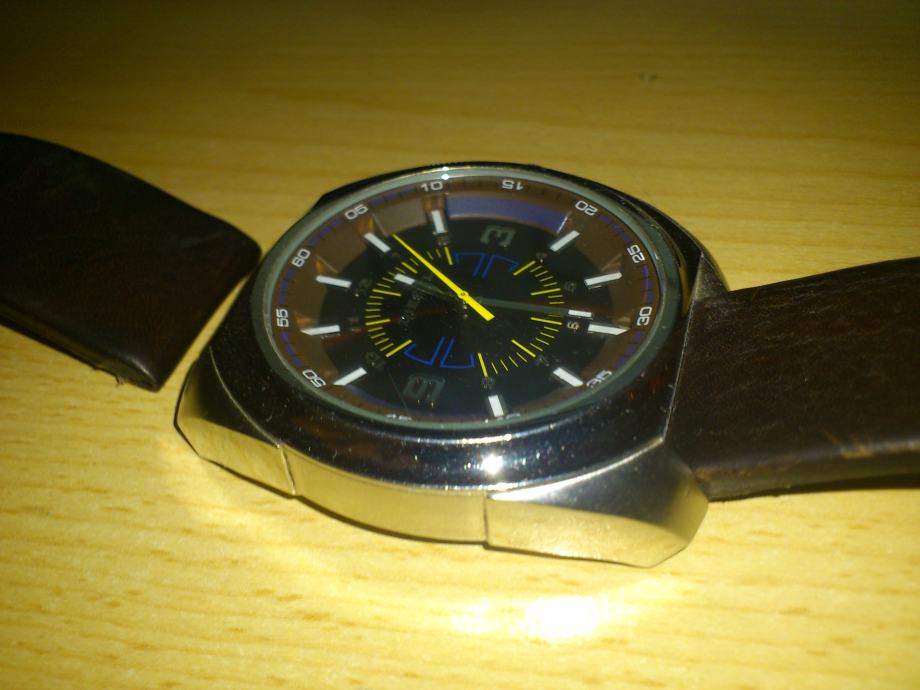 Diesel DZ-1245C sat,vodootporan,nije loš