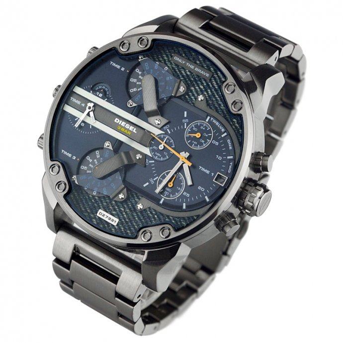 DIESEL SAT muški, metalni, velikih dimenzija