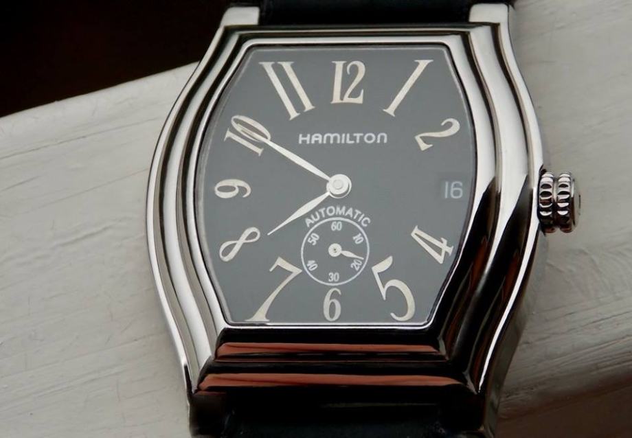 Hamilton Dodson,automatic sa 30 rubina,ETA 2895-1,crni cifer