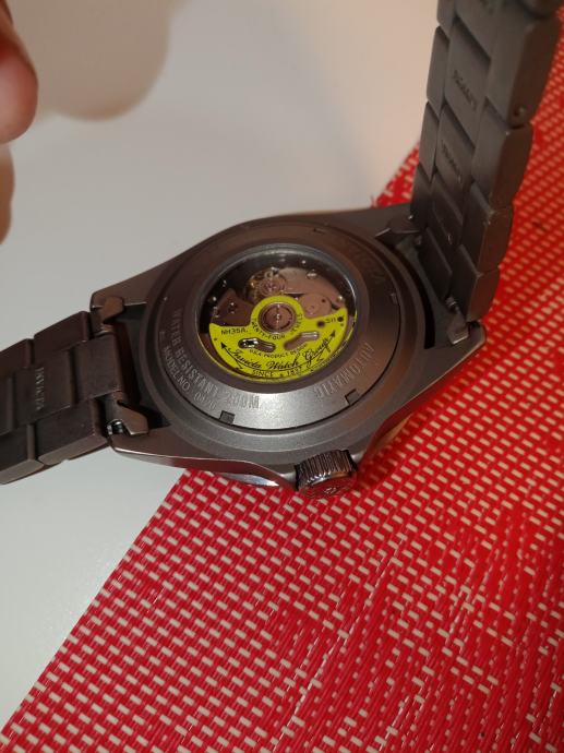 INVICTA PROFESSIONAL AUTOMATIC