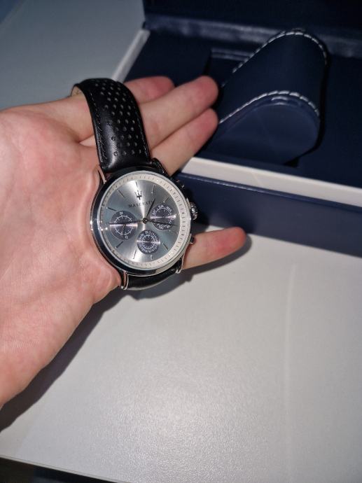 Maserati muški sat