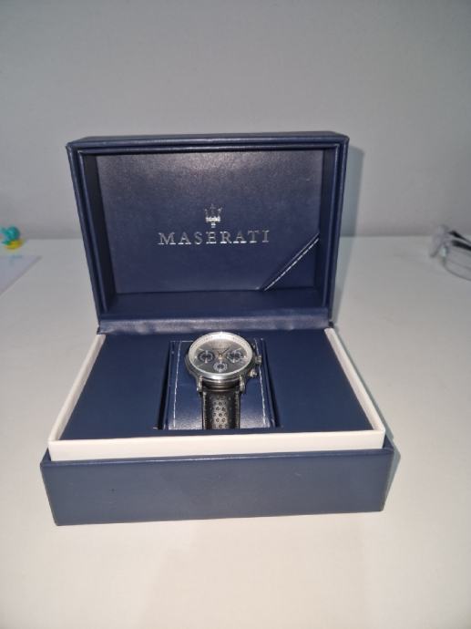 Maserati muški sat