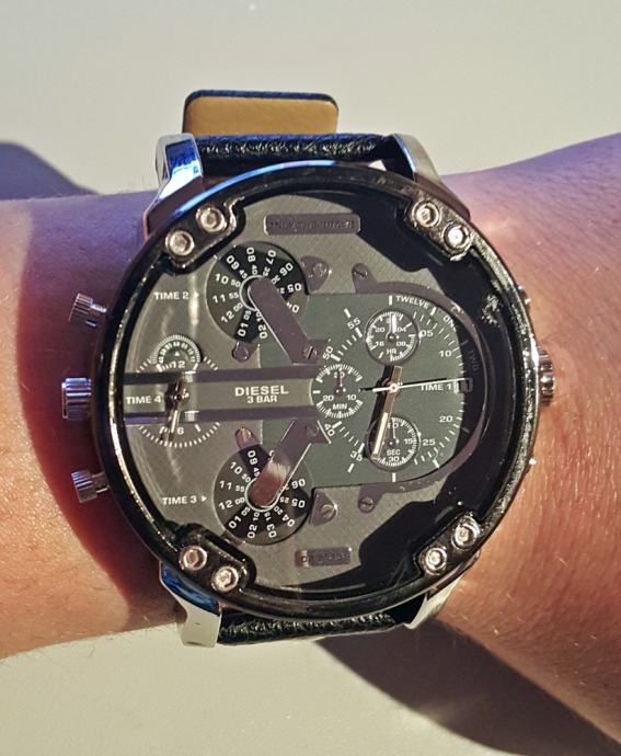 Muški diesel sat --besplatna dostava--