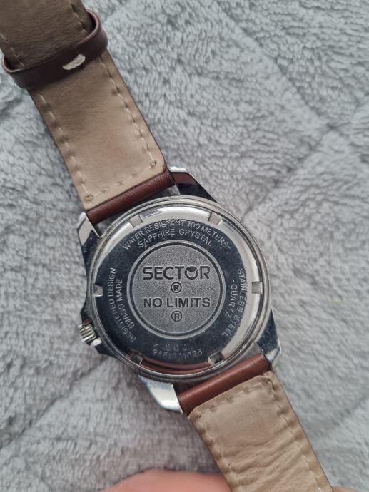 Muški sat Sector 900