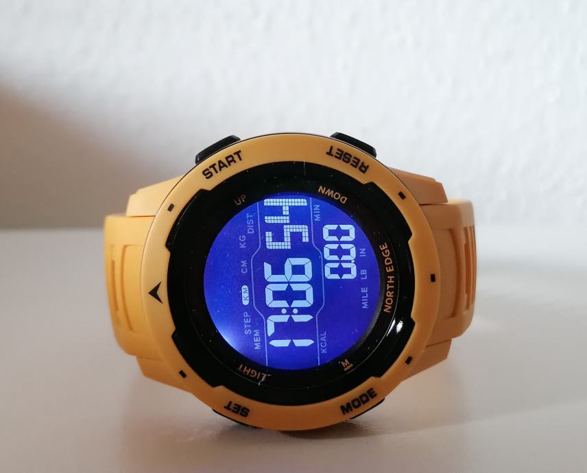 NORTH EDGE sportski digitalni kvarcni žuti ručni sat sa pedometrom