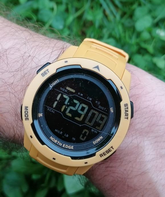 NORTH EDGE sportski digitalni kvarcni žuti ručni sat sa pedometrom