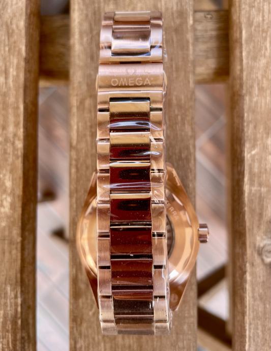 OMEGA Seamaster Aqua Terra Worldtimer automatski muški sat