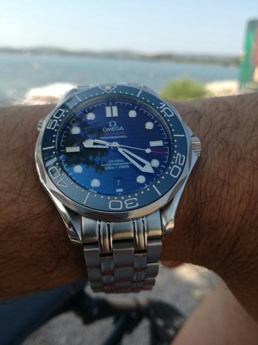 Omega seamaster replica