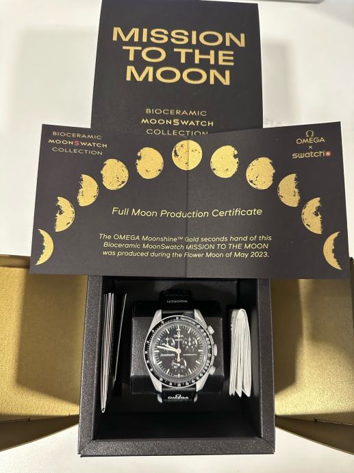 Swatch x Omega MOONSWATCH Moon Gold Limited Edition