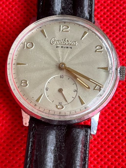 Omikron rucni sat