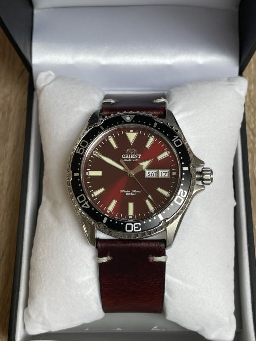 Orient Kamasu Red Dial