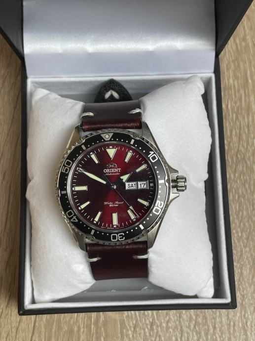 Orient Kamasu Red Dial