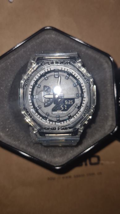 PRODAJEM G-SHOCK (SKELETON) GA-2100SKE
