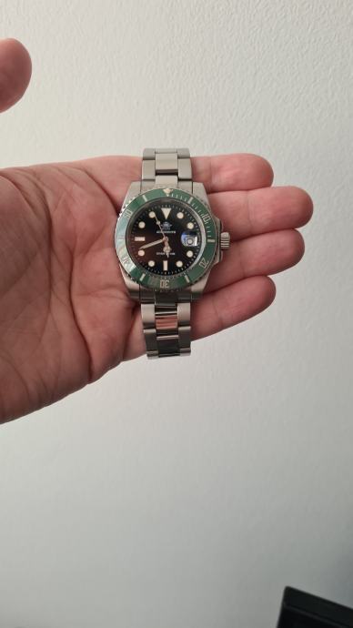 Prodajem sat Addiesdive Submariner