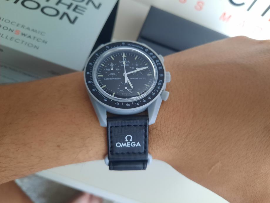 Prodajem Swatch x Omega Bioceramic Moonswatch Mission to the Moon