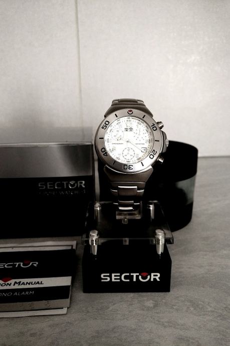 RARITET⭐️SECTOR Expander 210 Chronograph, ex izložbeni sat (NOS)
