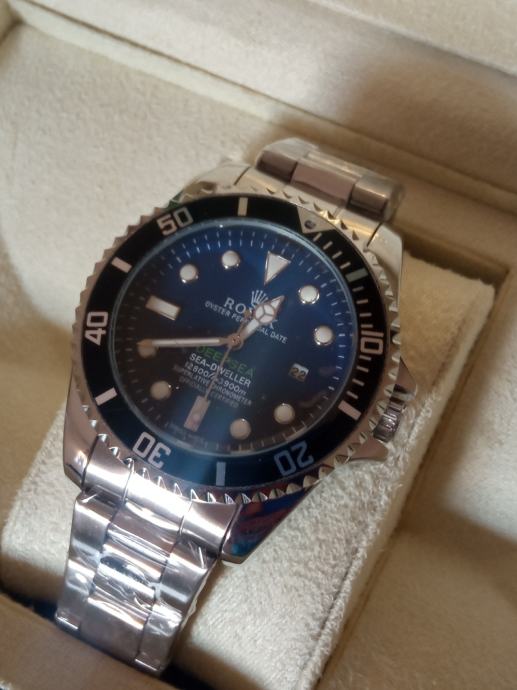 Rolex, AAA klasa, potpuni nov, komplet sa kutijom! Akcija!