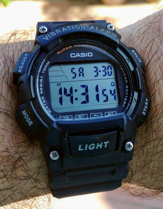 Ručni sat CASIO W-736H-1AVDF s vibracijskim alarmom***SNIŽENO***
