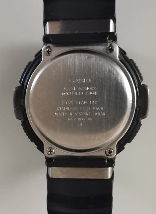 SAT CASIO SGW-100 -TWIN SENZOR, KOMPAS, TERMOMETAR, WR 20 BARA