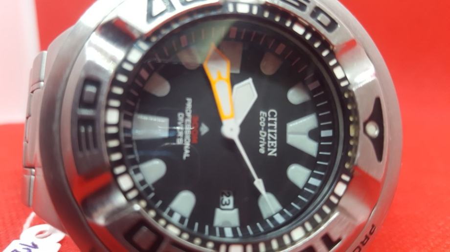 Sat CITIZEN Eco Drive 300m